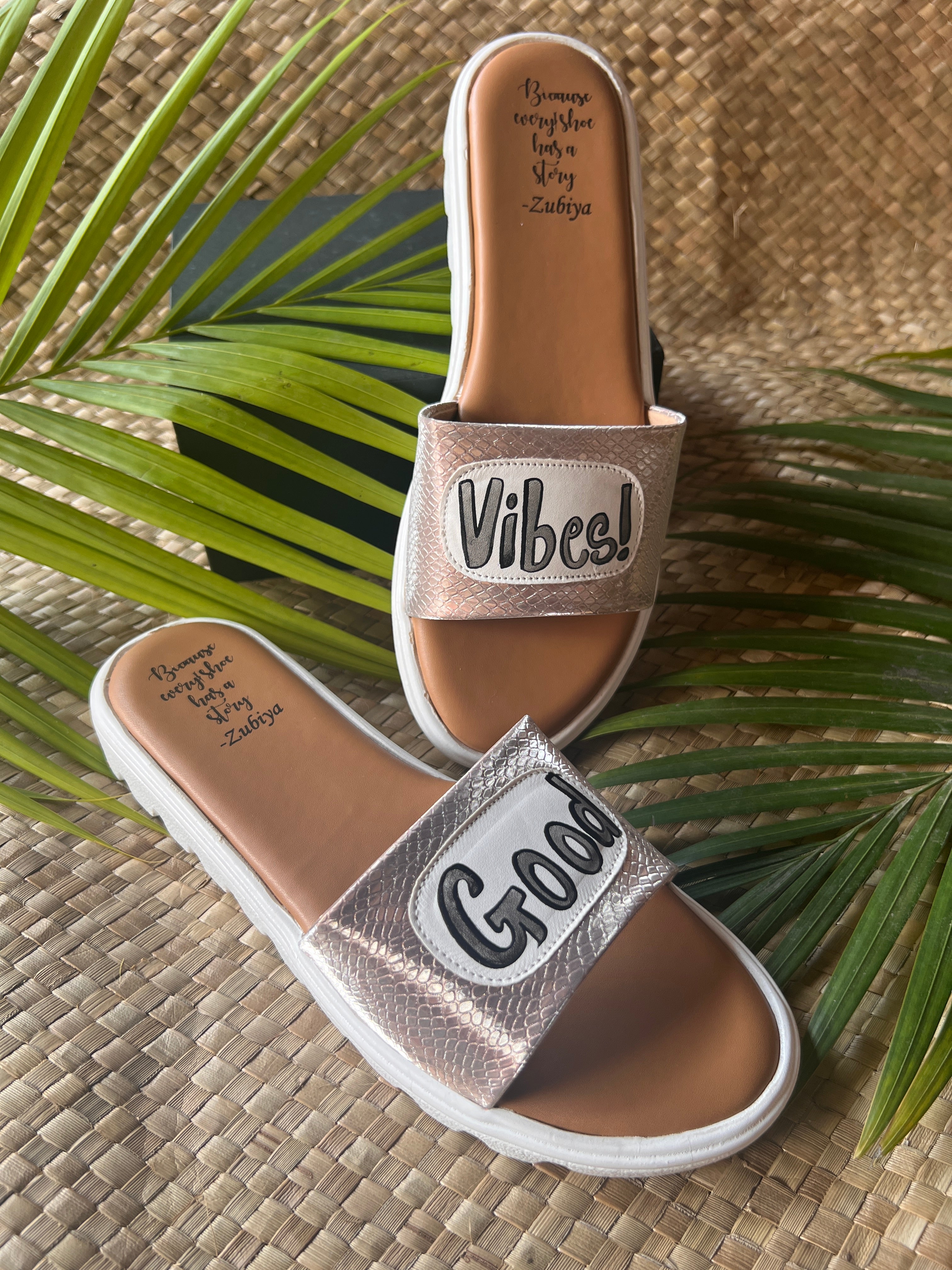 399₹ SLIDES ONLY – zubiyastore